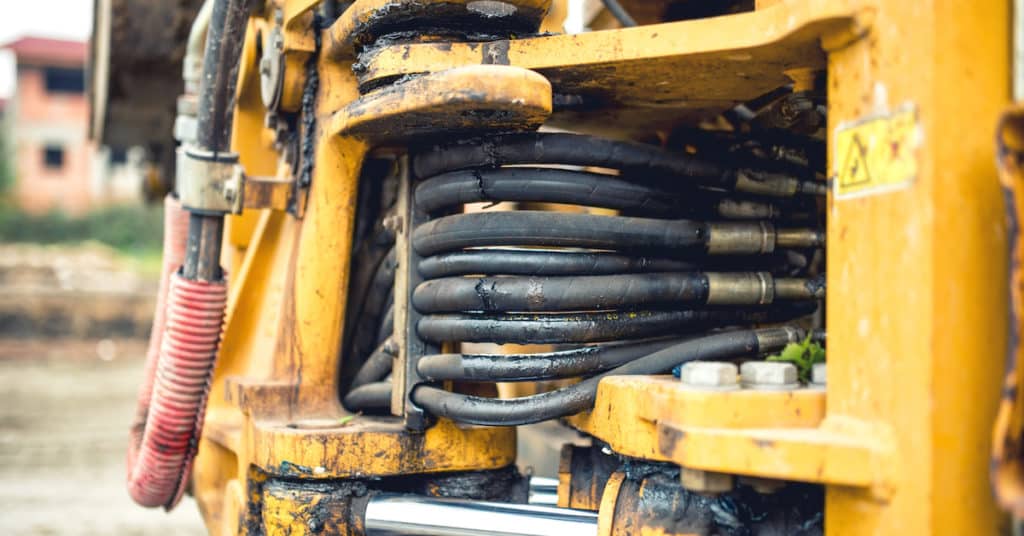 Tips You Need to Know About Additives in Oil - Redlist